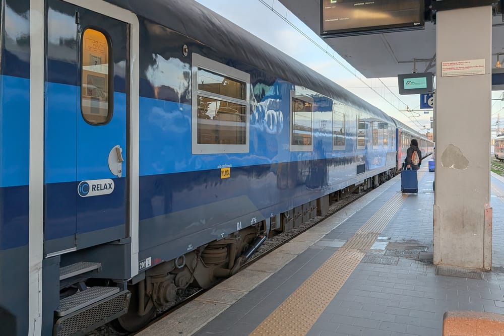 Intercity Notte: Italy by night train – Night Ride